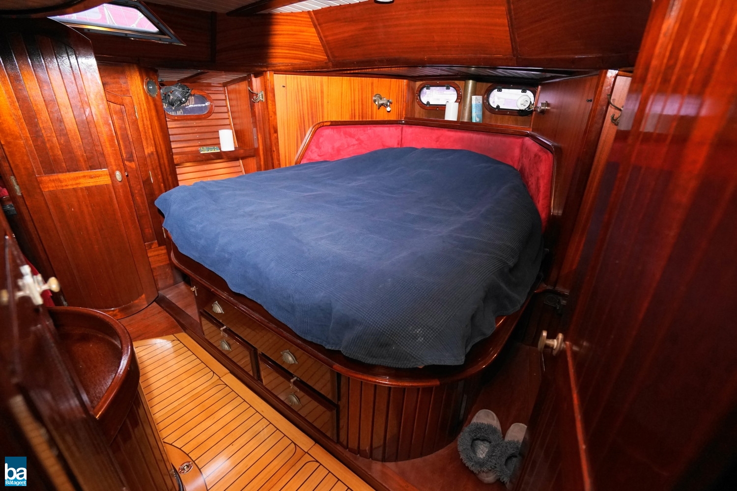 Borghegn Ocean Cruiser 42 – Båtagent