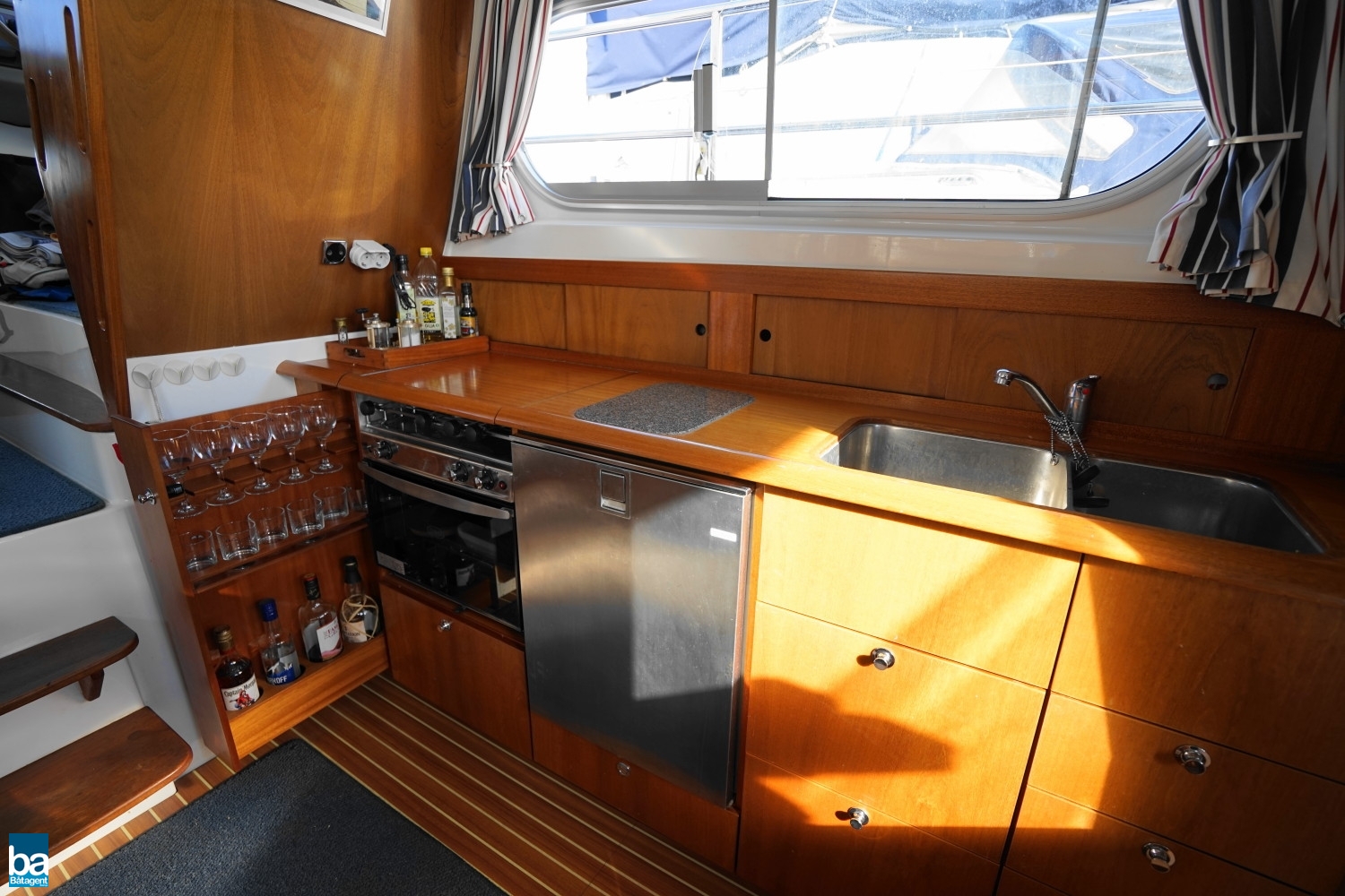 Nimbus 340 Commander - Båtagent